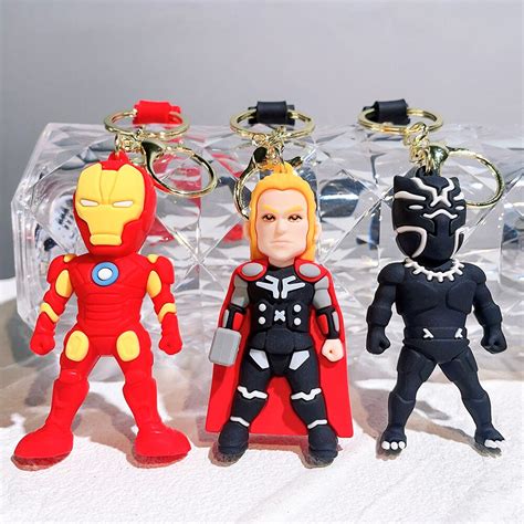 Avengers Superhero Keychains Marvel Iron Man Spiderman Capta Inspire