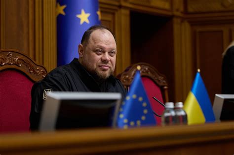 Стефанчук назвав ворогами України всіх хто ставить під сумнів легітимність Зеленського