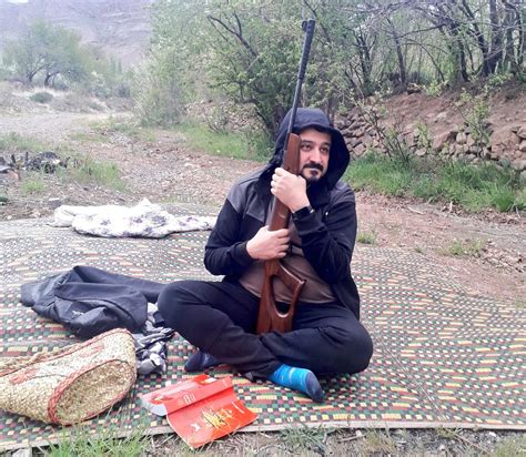 خیزران Kheyzaran On Twitter اشاره کردن دوستان که یک عکس جدید بذار