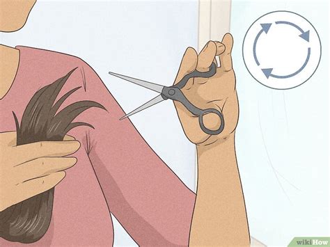 How To Trim Your Hair And Look Good When Growing It Out