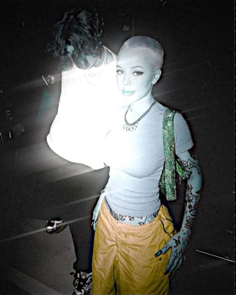 Даша Инстасамка•