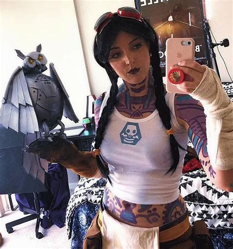 Fortnite Cosplays That Bring The In Game Character To Life