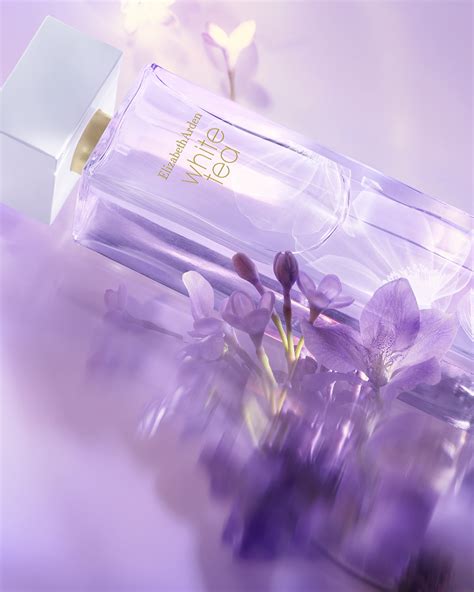 Lutecia White Tea Eau Lilac ახალი ყვავილოვანი სურნელი Elizabeth Arden ისგან 🌷 იასამნისა და