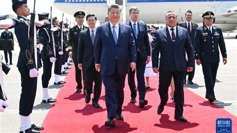 ရှီကျင့်ဖိန်သည် ပီရူးနိုင်ငံ လီမာမြို့တော်သို့ ရောက်ရှိ