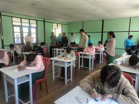 မိုင်းပန်မြို့နယ်၌ ၇၇ နှစ်မြောက် ပြည်ထောင်စုနေ့ကို ကြိုဆိုဂုဏ်ပြုသောအားဖြင့် စာစီစာကုံးပြိုင်ပ