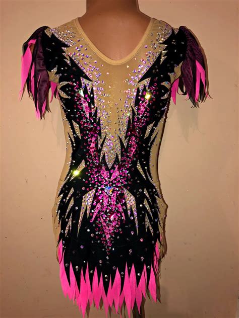 Купальники для художественной гимнастики от Елены Макаревич