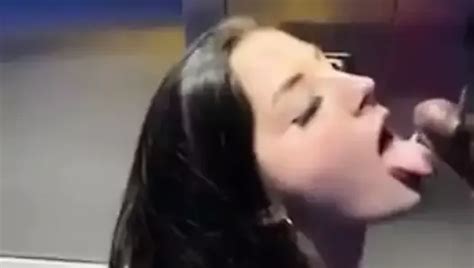 흑인 대물 자지 차 입으로 xHamster