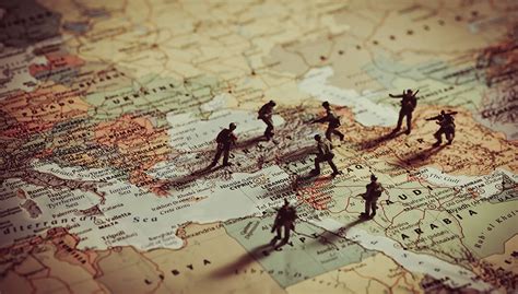 Perang Jauh Di Sana Luka Dekat Di Sini Warungsatekamu Org