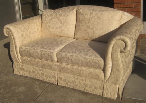 Uhuru Furniture And Collectibles Sold Sofa And Loveseat Set 375