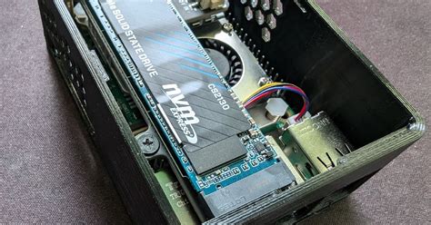 Raspberry Pi 5 Case For Geekworm X1001 NVMe Hat Por FliesWithWind Descargar Modelo STL