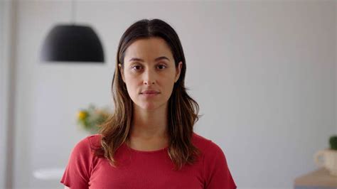 11 Helpless Phrases People With A Victim Mentality Often Use To Avoid