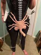 Facehugger
