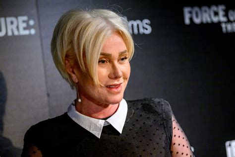 Il Ma Trahie Deborra Lee Furness Se Confie Pour La Première Fois