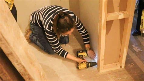 How To Build A Partition Wall The Carpenter S Babe