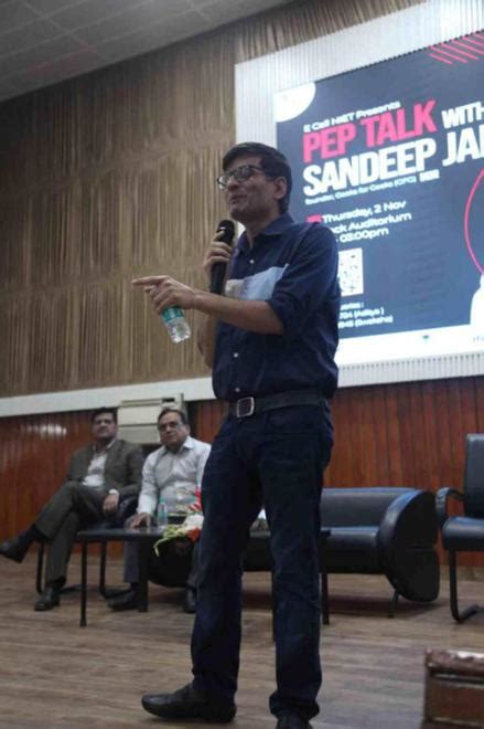 pep talk with sandeep sir founder of geeksforgeeks at niet college