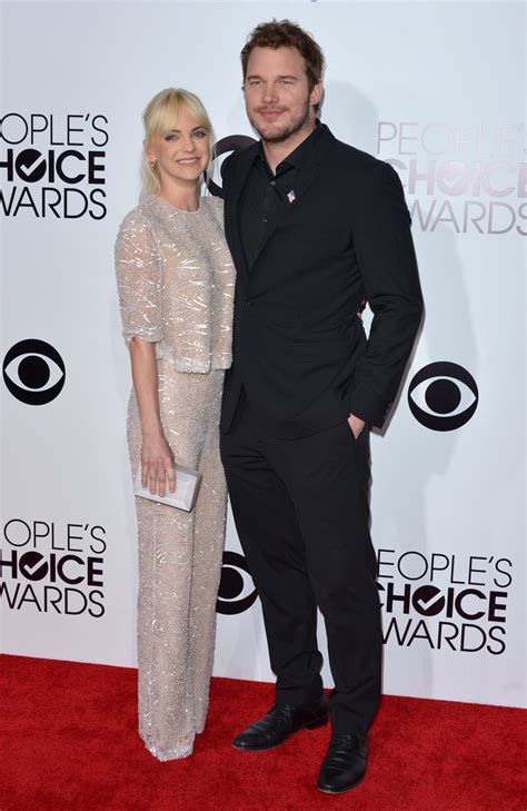 Peoples Choice Awards 2014 Fan Favorites In Tv Movies And Music