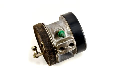 Front Hydraulic Height Corrector