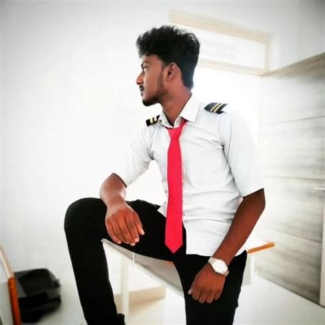 ஜெ அபிஷேக்ராஜன் Capt Abishek • Threads Say More