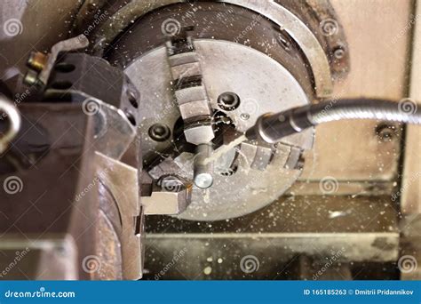 Spindle Chuck And Installed Metal Part In Pocessing On High Precision