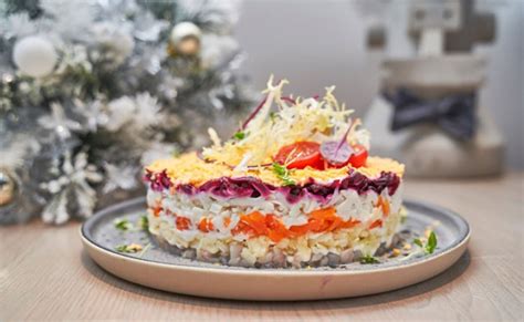 Салат Шуба классический как почистить селедку от костей