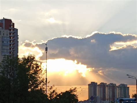 Луч солнца золотого Clouds Celestial Outdoor