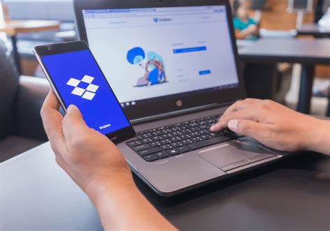 دراپ باکس چیست؟ 5 تکنیک 7 سرویس مشابه Dropbox