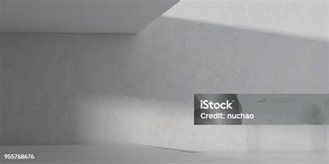 3d 벽 최소한의 디자인 아키텍처의 관점에서 그림자의 태양 빛 캐스트 리듬과 화이트 룸 인테리어 공간 및 콘크리트 바닥의 자극 0명에 대한 스톡 사진 및 기타 이미지