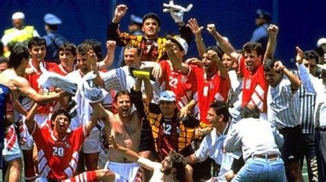 Пеневата чета иска пожизнени пенсии Новини бг