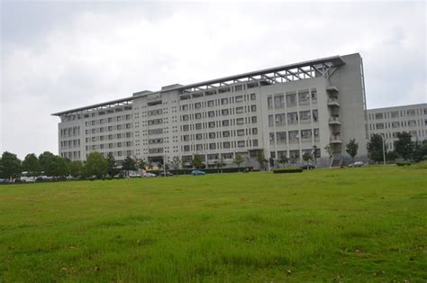 安徽建筑大学南区教学楼高清图片下载 红动中国