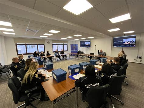 Працівники сектору Ювенальна поліція Львівської області