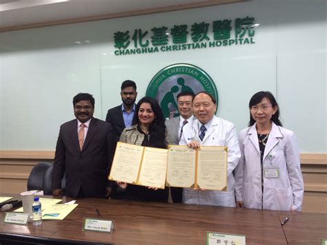 清奈聖布里托教育集團創辦人布莉朵女士 Mrs Vimala Britto 訪團訪華拜會彰化基督教醫院郭守仁院長 李朝成處長見證雙方簽署合作