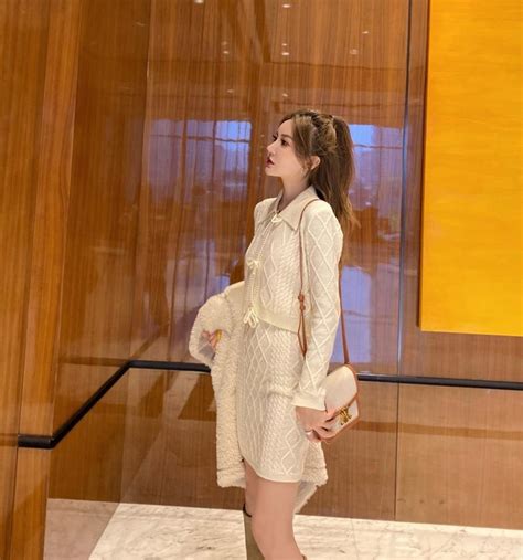 카라넥 니트 스트레치 투피스 세컨웨어헬로마켓