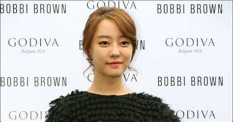 포토]고우리 배꼽 살짝 노출 했어요