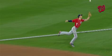 Trea Turner S Juggling Catch On Saturday Was The Perfect Circus Audition Tape MLB Com