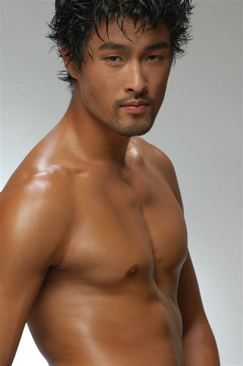 Johnny Tri Nguyen Fight