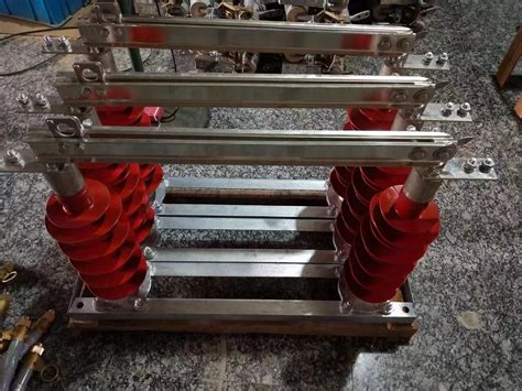 24kv Outdoor High Voltage Disconnect Switch High Voltage Isolator Switch 630a 4000a With