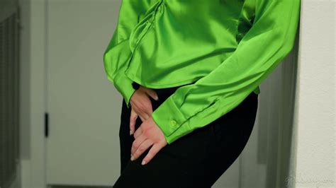 2025 05 18 Alison Rey Ember Snow Mocha Menage Roomie S Racket