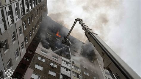 Атака на Київ пошкоджено багатоповерхівку є четверо загиблих Читайте
