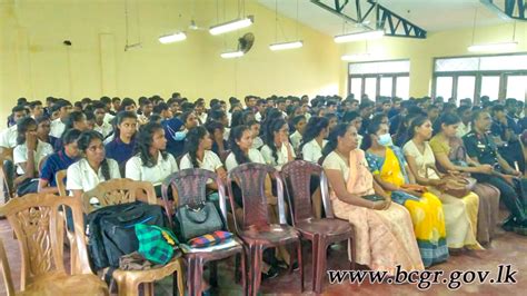 තරුණ ප්‍රජාව සඳහා මත්ද්‍රව්‍ය Bureau Of Rehabilitation