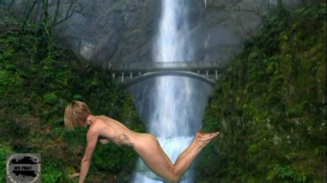 Nude Aerobics