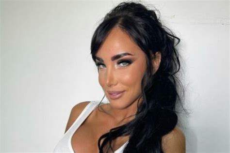 NEMAČKA GLUMICA IZ FILMOVA ZA ODRASLE Aleksandra se ŽESTOKO KAJE zbog GREŠAKA U PROŠLOSTI