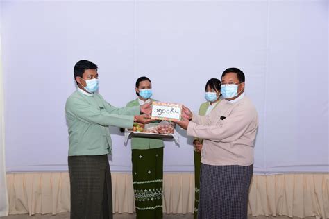 ရှမ်းပြည်နယ် စီမံအုပ်ချုပ်ရေးကောင်စီရုံးရှိ ဝန်ထမ်းများအား စားနပ