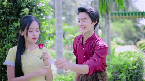 မိန်းကလေးမလာရ Cover By Aung Ko Ko Zin Youtube