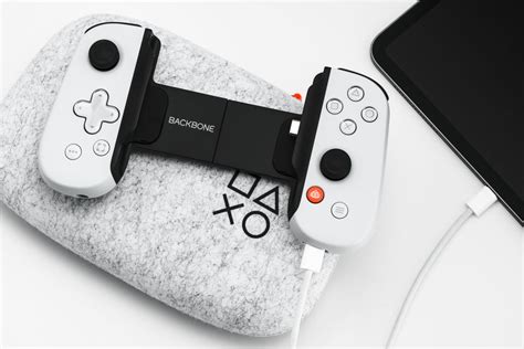 Playstation® Edition Usb C Mobile Gaming Controller Backbone