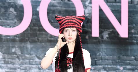 [st포토] 엔믹스 설윤 하트 받으세요