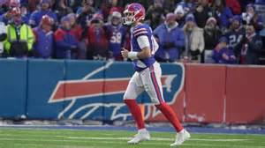 Bills News Josh Allen Knows He Makes Classic Red Helmets Look Good