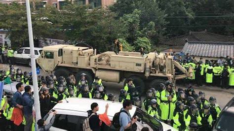 韩国频繁向萨德基地运送物资当地抗议民众与警方爆发冲突 柬埔寨头条