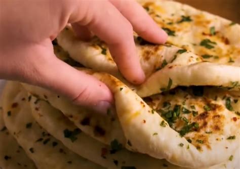 Somun Po Turskom Receptu Vazdušaste Lepinje Koje Su Odlične Uz ćevape Aloonline Ba