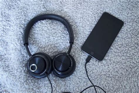 why won t my philips bluetooth headphones connect