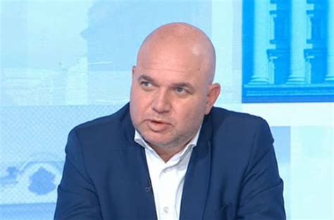 Владислав Панев: Австрия ни третира като втора ръка хора